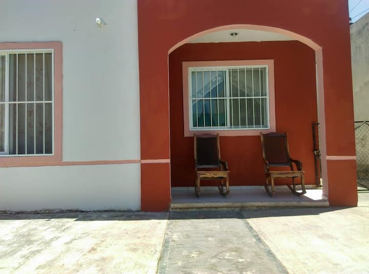 White House Ll - Valladolid, Mexico