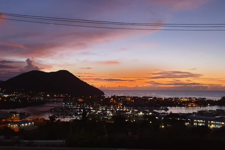 Caribbean Sea View Studio & Jacuzzi - Saint Lucia