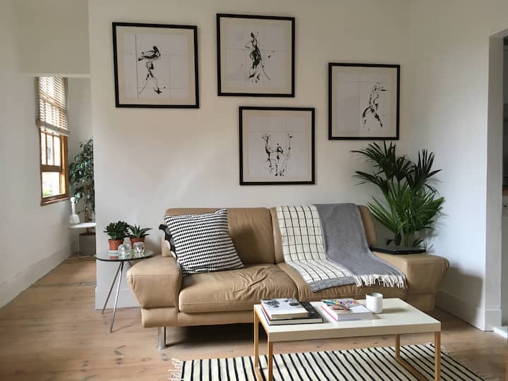 Beautiful, Characterful Flat In Stoke Newington - London