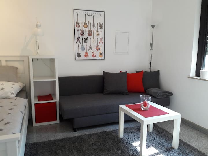 Stadtrand Leverkusen-opladen, Helles2-raum-appartm - Köln