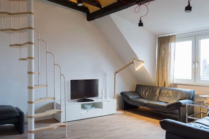 Stylish Loft Maisonette Next To St. Joseph Church - Oberhausen