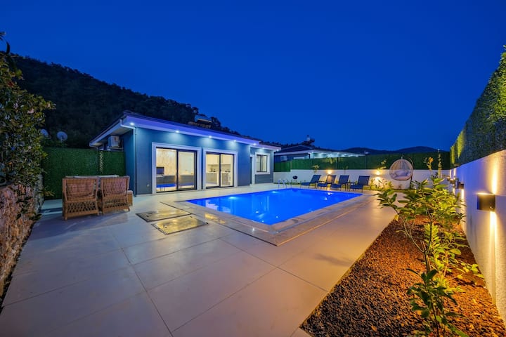 (Naro Villas 1 ) Tam Korunaklı, Havuzlu , Jakuzili - Kayaköy