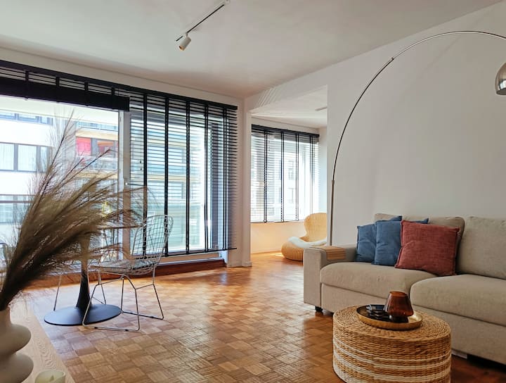 Beach At 50m-in Citycenter-terrace-partly Sea View - Ostende