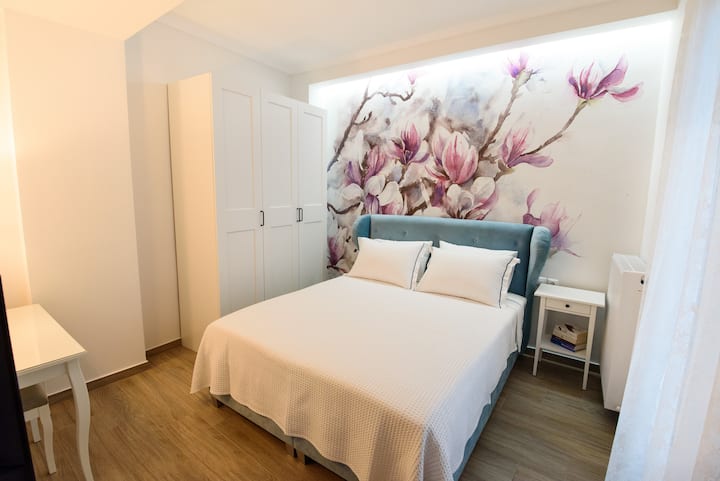 Utopia Flat Can Host Up To 8ppl With Utopia Studio - Salónica