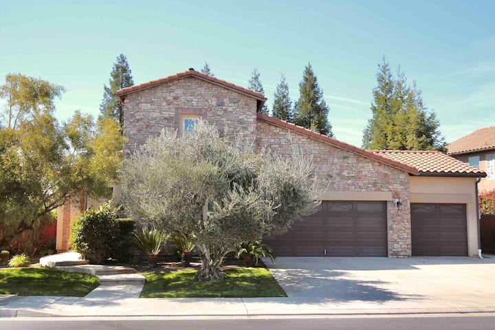Copper River Ranch Custom Home - Millerton Lake, Friant