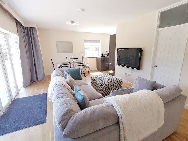 Studio In Rural Location Self Catering - Trevaunance Cove