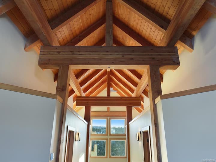 Timber Frame ⭐️ Mt Washington ⭐️ Spacious & Bright - Mount Washington