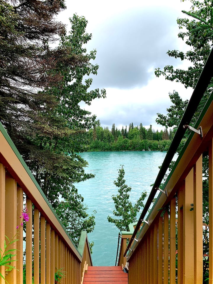 Cabin-style Condo On World-famous Kenai River - Soldotna, AK