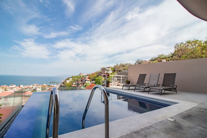 Amazing Ocean View 3 Bedroom Apartment! - Puerto Vallarta