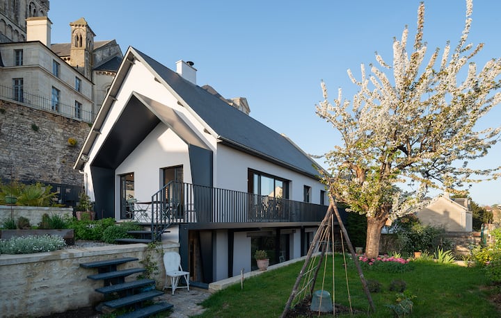 Maison De Charme , Avec Jardin En Cœur De Ville - Caen
