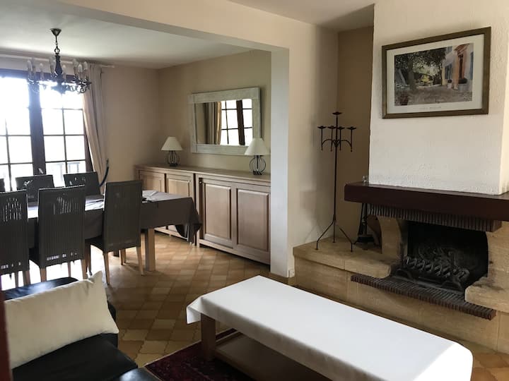 Villa Quatannens Avec Vue Et Piscine (Ouverte!) - Collonges-la-Rouge