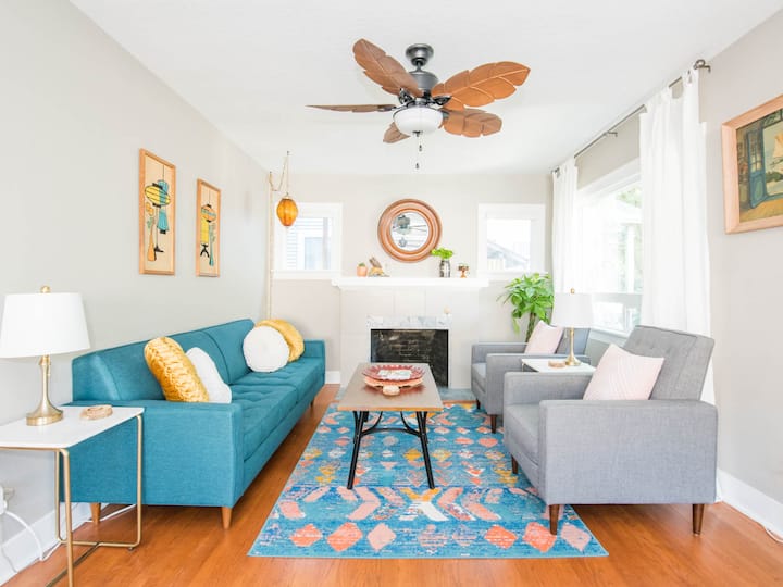 Fabulous 5 Bdrm Craftsman-best Location In Pdx! - Portland, OR