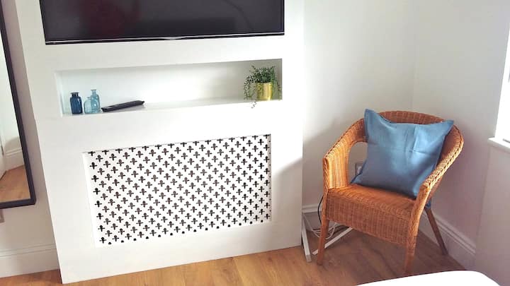 'Garden Room Studio' Leeds En Suite Ground Floor - Leeds