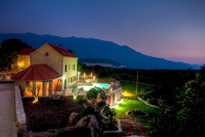 Exclusive Villa Olka Magical Dalmatian Hinterland - Brela