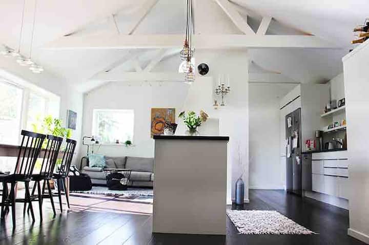 Wonderful House Close To The Nature And Stockholm - Täby