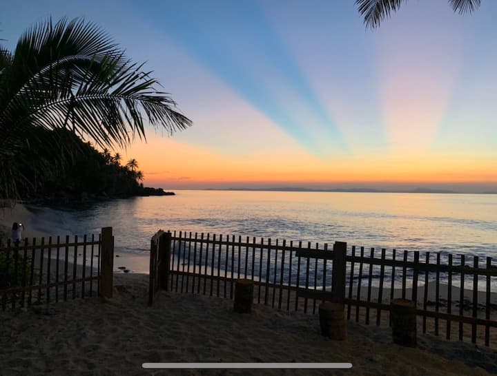 Stay & Surf In North Siargao. - Bayugan City