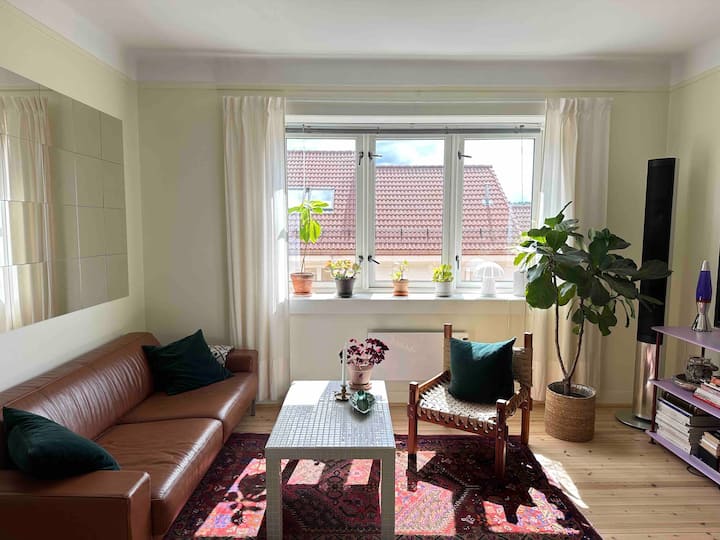 Peaceful & Urban Apt. With 2 Bedrooms - Oslo