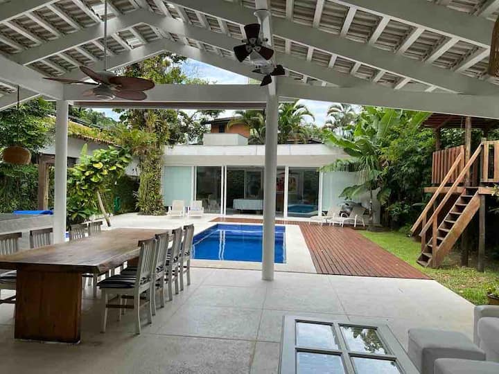 Beautiful House 90 Meters From The Beach - São Sebastião