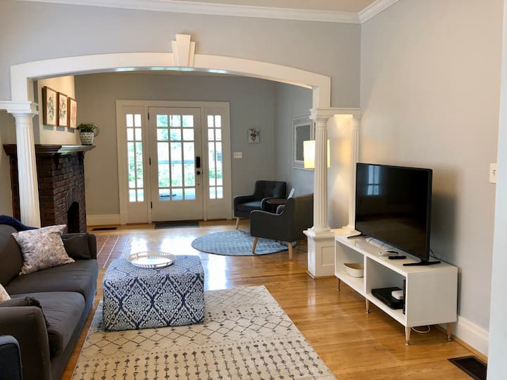 Penny: A Charming 2-bedroom Home In Crescent Hill - Louisville, KY