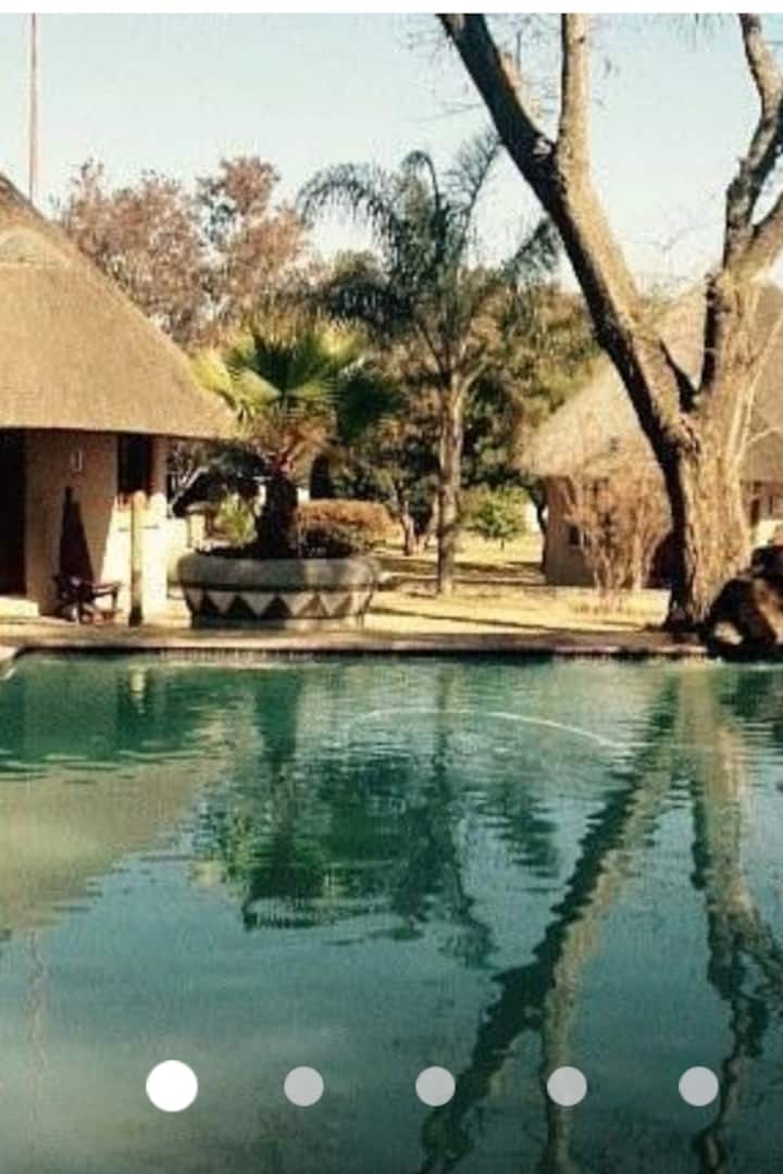 Bush-cabins: Steyn City,dainfern Fourways Cedar Rd - Midrand