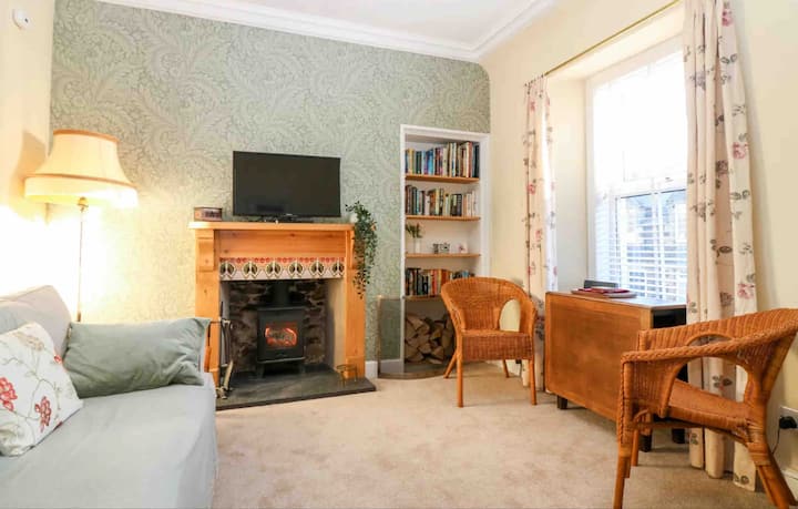 Wee Coorie, Peebles Old Town - Innerleithen