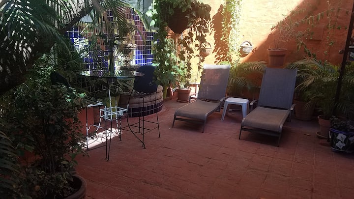 Beste Lage Am Strand Von Los Muertos! Schöner Privater Hof Mit Brunnen! - Puerto Vallarta