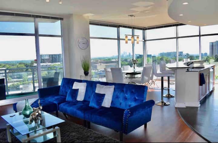 Luxury Boutique In Alpharetta - Alpharetta, GA