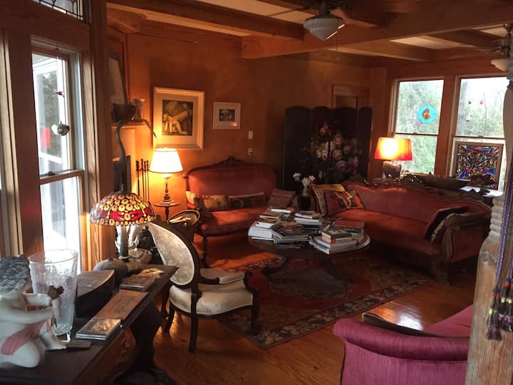 Guest Room At The Cypress Moon Inn - Kitty Hawk, NC