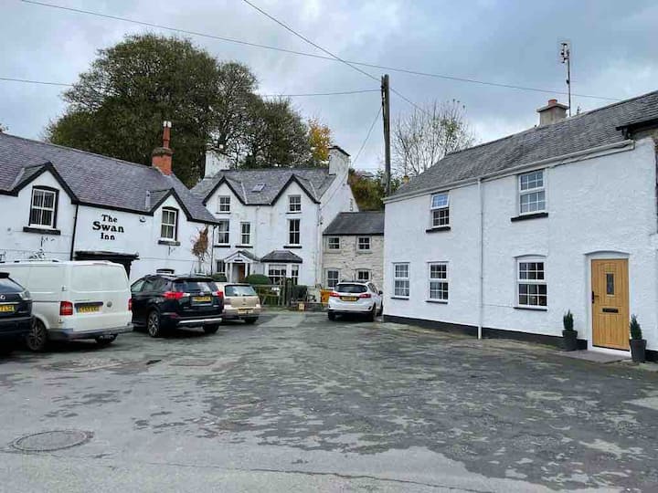 Beautiful Cottage In An Idyllic Village - Abergele
