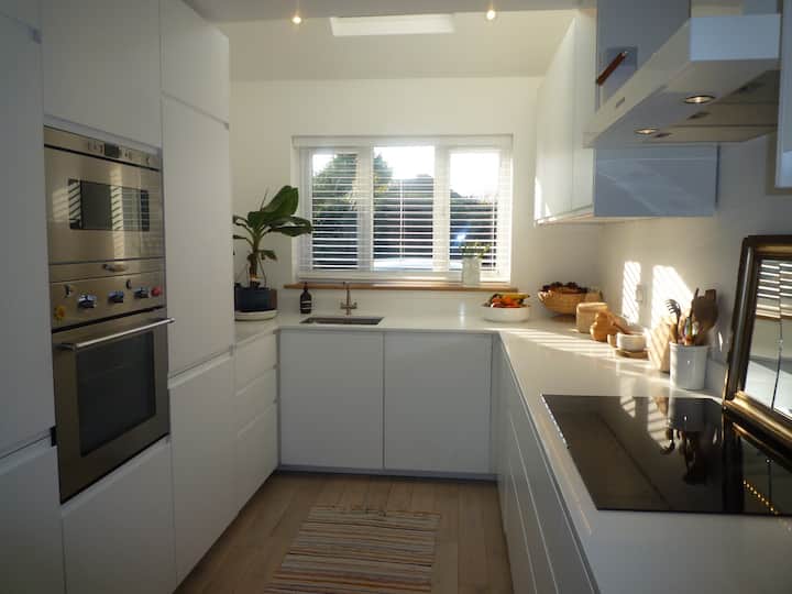 4 Bed House Directly Next To Richmond Park - Kingston upon Thames