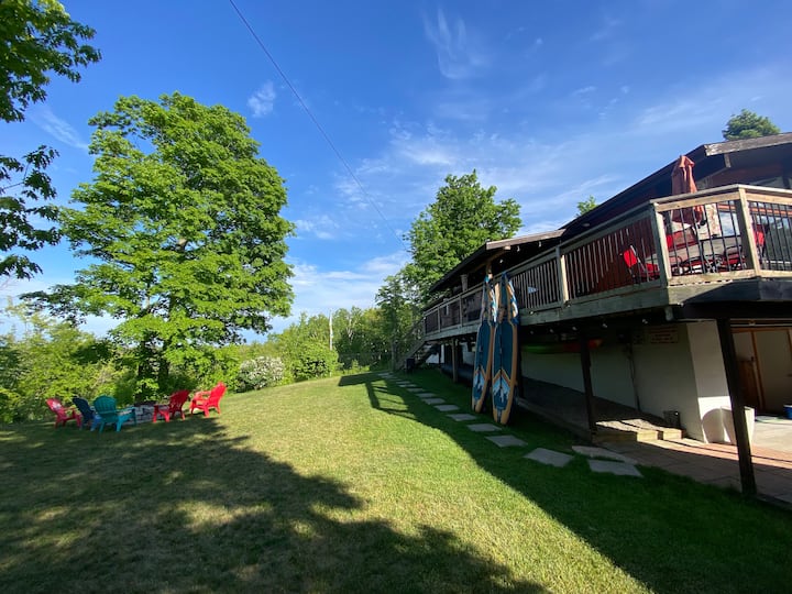 Waterfront Carson Lake Cottage - Sauble Beach