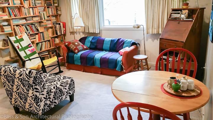 Raven's Run Apt.--easy Ramble To Town Or Trails. - Anchorage, AK