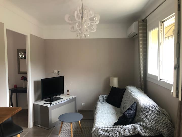 Rez De Villa Avec Terrasse & Jardin - Saint-Raphaël