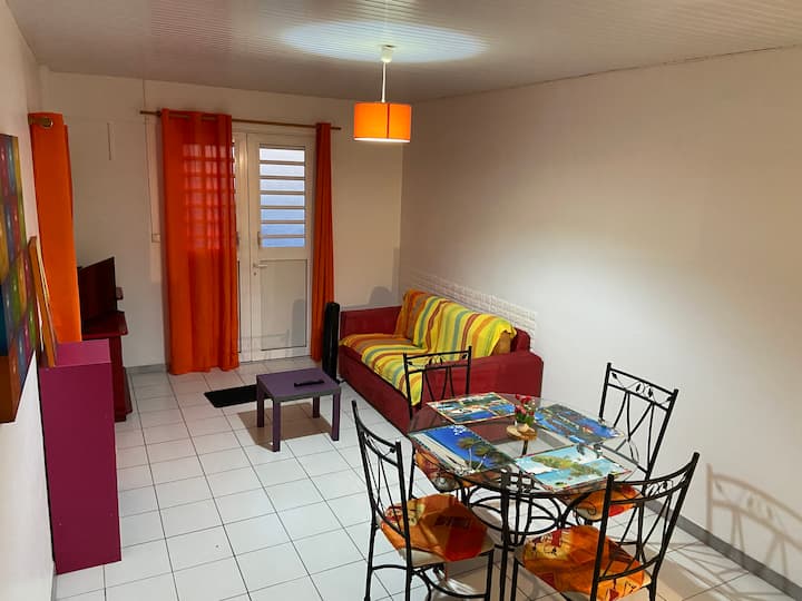 Maison Individuelle T3 Avec Terrasse Extérieur - Fort-de-France