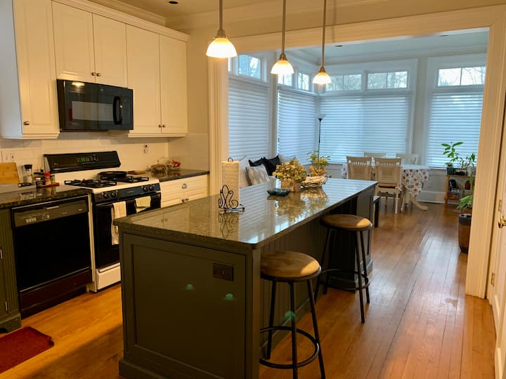 Guest Bedroom In Shared Condo By Downtown/univ. - Princeton, NJ