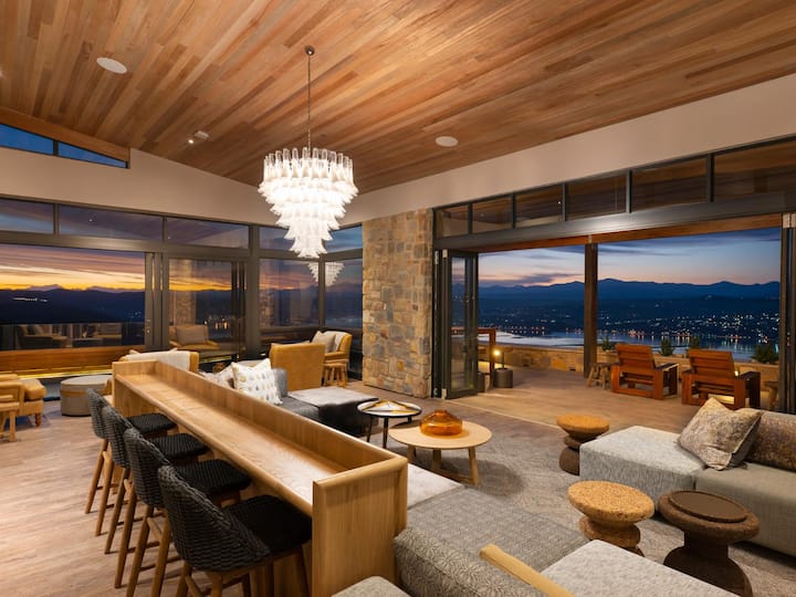 Exquisite Private Lodge; View, Hottub, Pool, Chef - Knysna