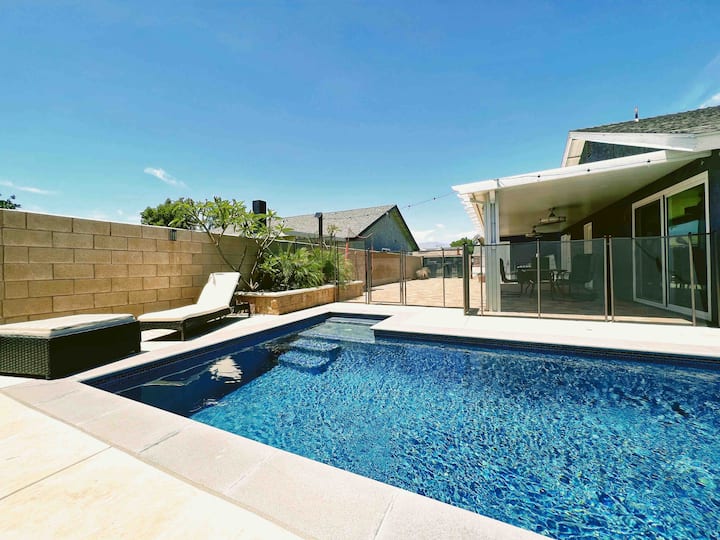 Charming 2br 1ba Private Pool Self Check-in - Ontario, CA