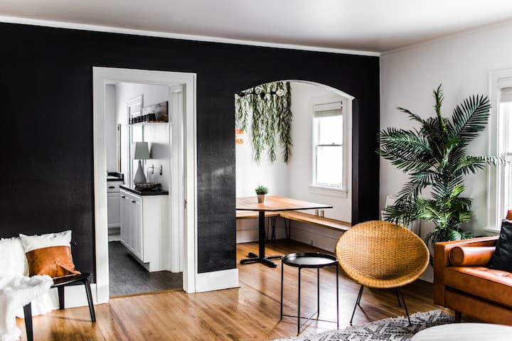 ★ Downtown Dream House ★ - Bismarck, ND