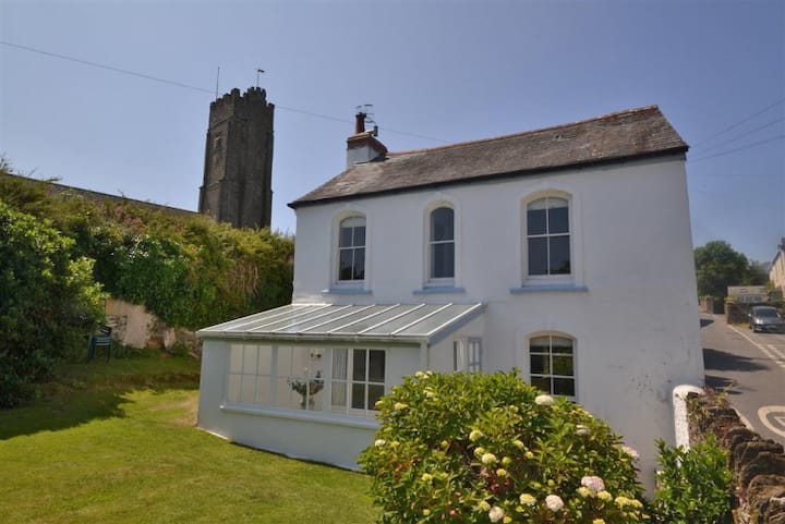 Sunny Cottage Near The Sea - Devon