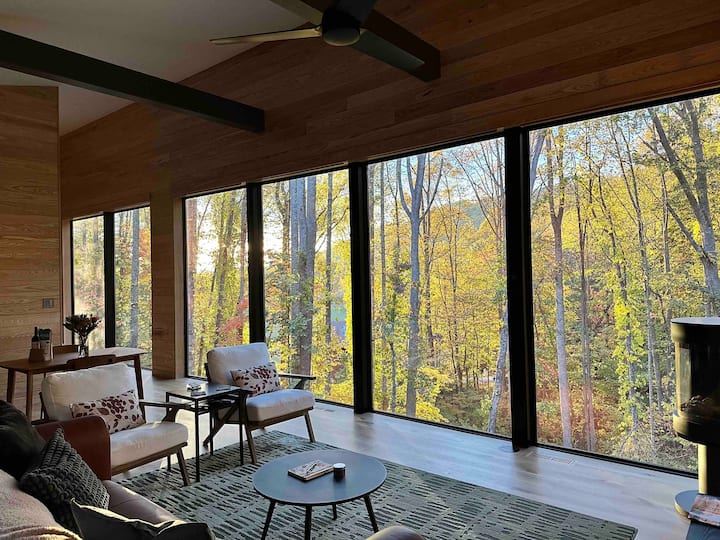 Poplar View- Romantic, Eco-cabin W/hot Tub - Weaverville, NC