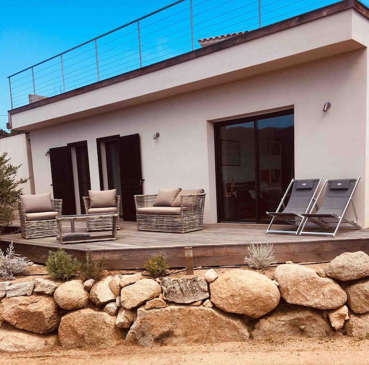 Maison Dans Propriété Privée à 5 Mn De St Cyprien - Lecci