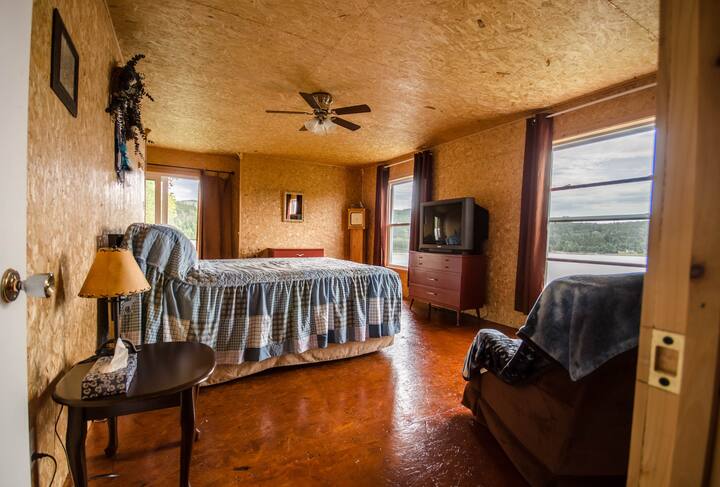 7 Best Cabin Rentals Near Deer Lake, Canada | Trip101