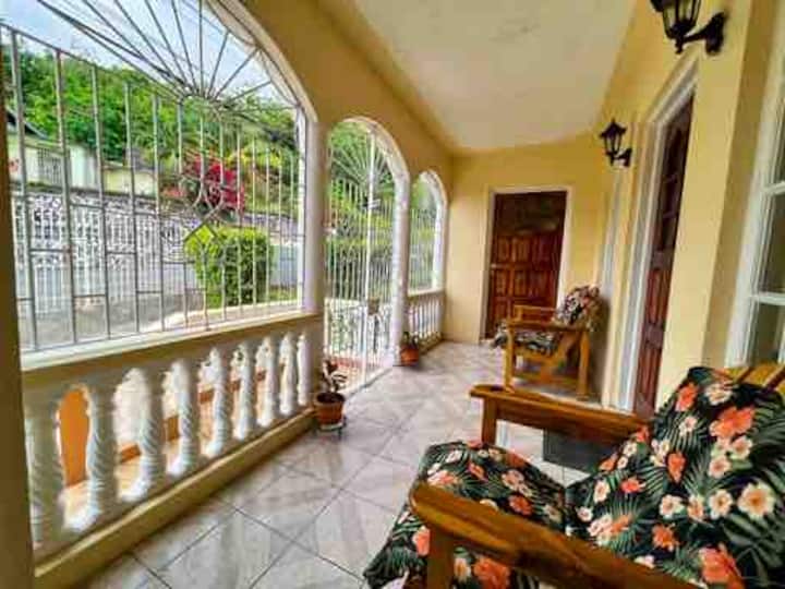 Pearl’s Paradise - Port Antonio