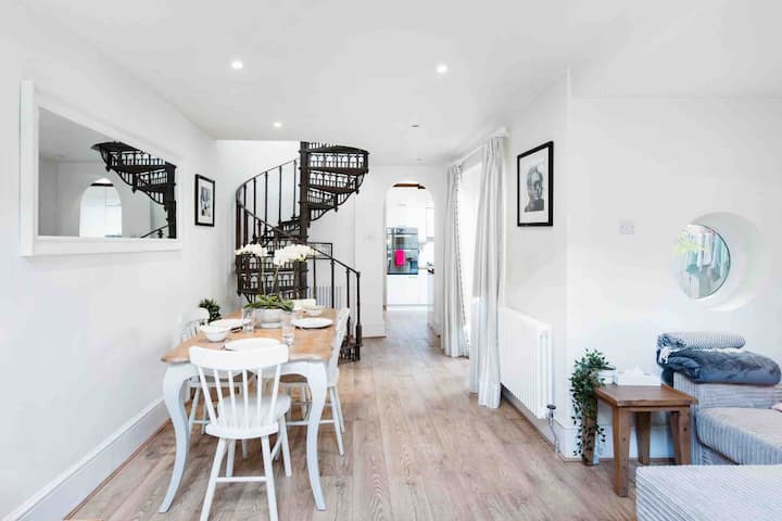 Bright 2 Bedroom Garden Flat, 2 Mins From Tube - Fulham