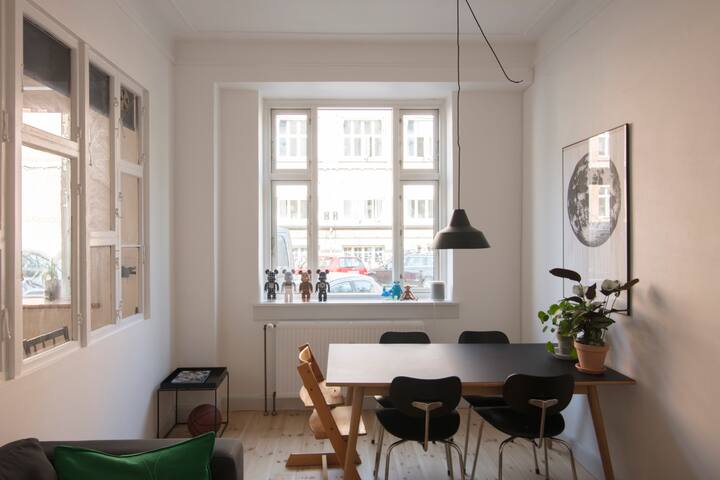 Family Friendly Apartment In The Heart Of ØSterbro - Copenhague