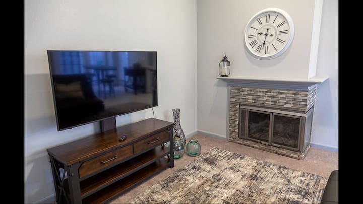Corporate *Executive* Condo Newly Furnished Gated - Fort Worth, TX
