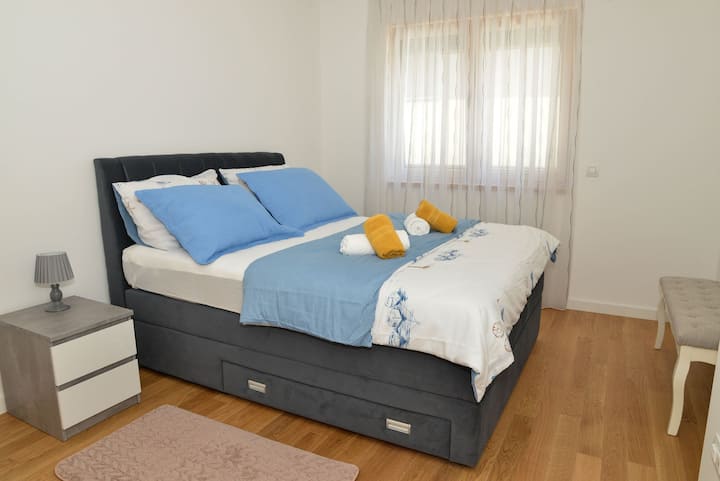M&t Apartment With Garage,near The Old Town - Bibinje