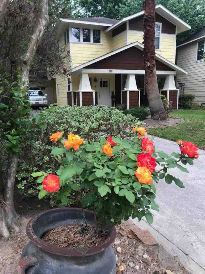 Entire, Cozy Home (7 People) 5 Beds-3 Rooms+office - The Woodlands, TX