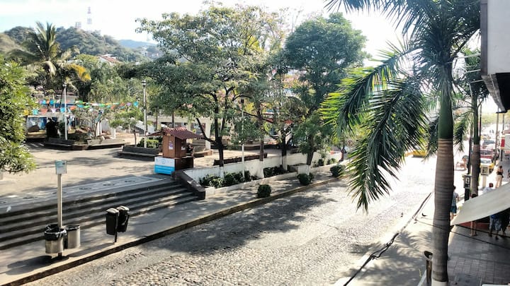 Unbeatable Location: Parque Hidalgo Apartment - Puerto Vallarta