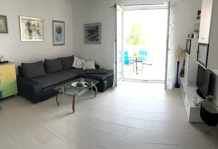 Apartment Ena - Zrce Gajac - Mandre